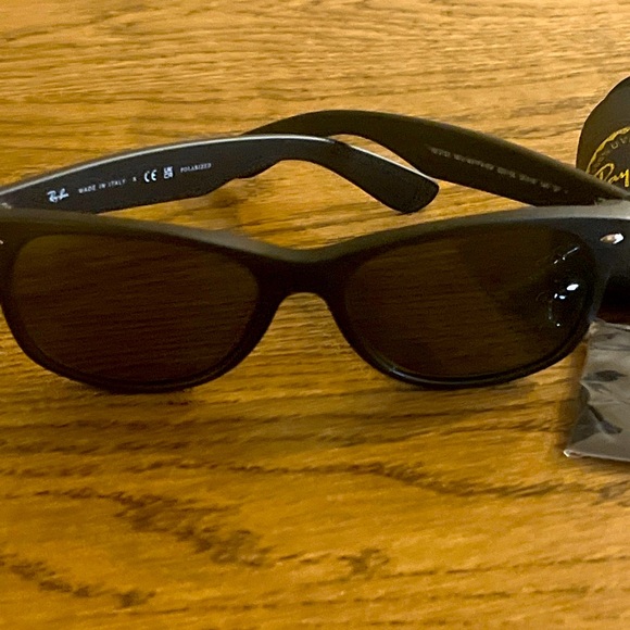 Ray-Ban | Accessories | Ray Ban Matte Black Polarized New Wayfarer ...